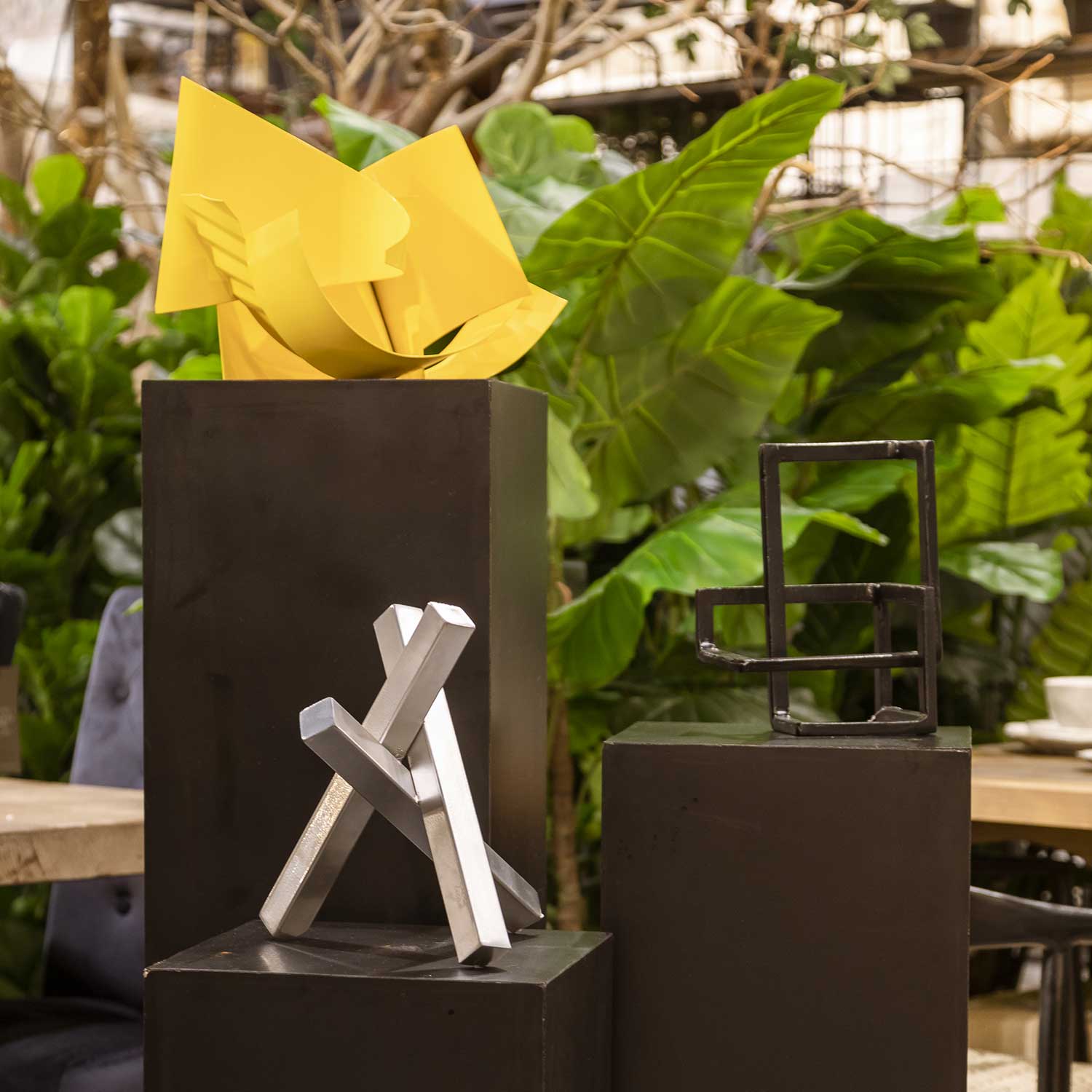 Pilon Plateado 30X28X23Cm|Ambiente Living